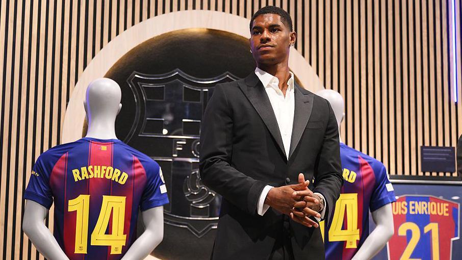 Manchester United news: Marcus Rashford unveiled at Barcelona - BBC Sport