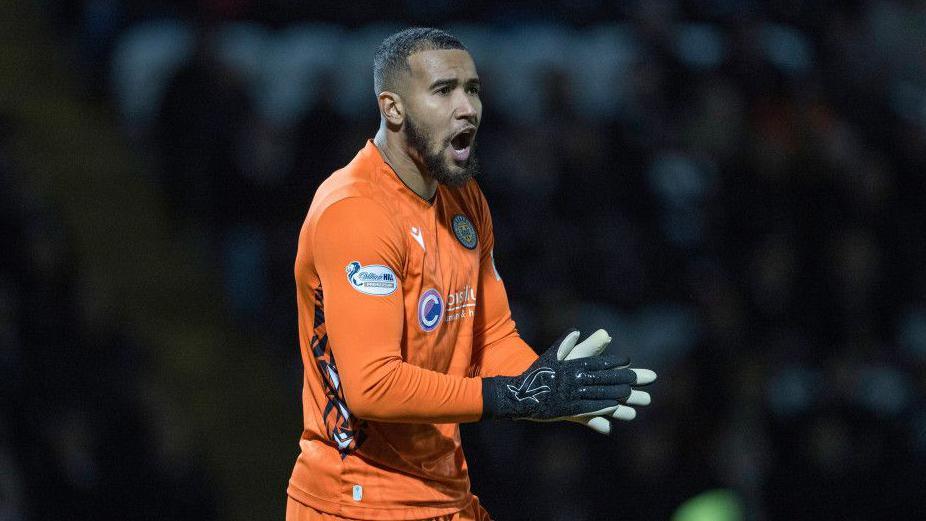 Motherwell sign Brentford goalkeeper Ellery Balcombe on loan - BBC Sport