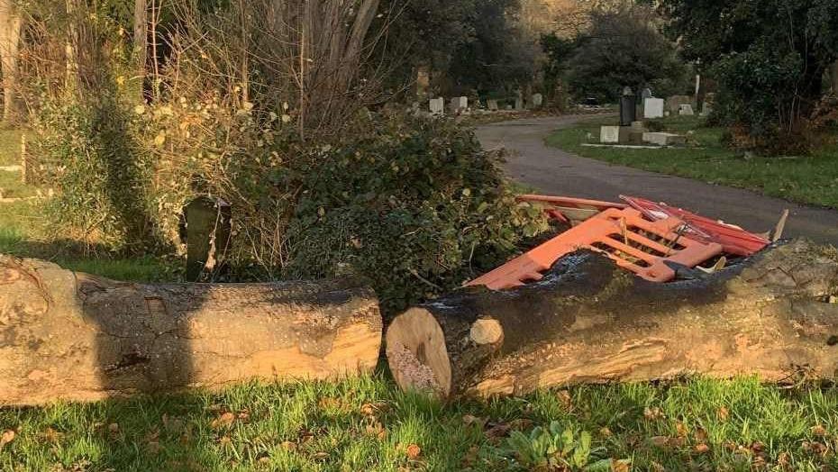 Debris dumped on graves at Ramsgate Cemetery, visitors say - BBC News