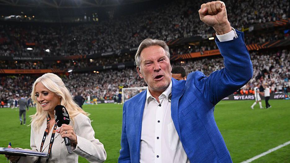 Tottenham: Hoddle offered to take charge of Spurs - BBC Sport