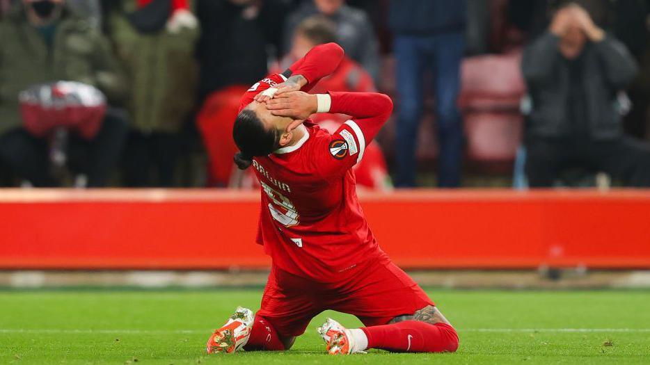 Liverpool: The worst of Darwin Nunez - BBC Sport
