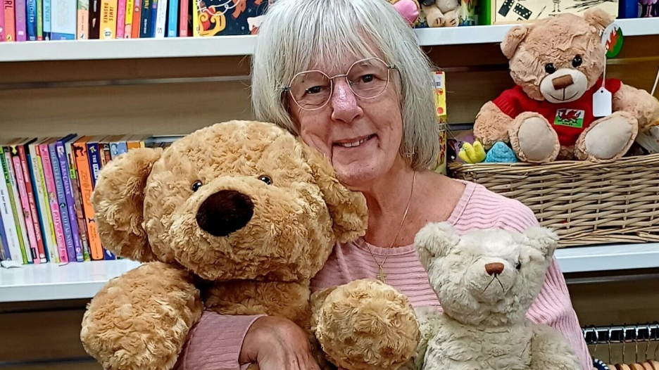 Teddy bear adoption drive at Somerset St Margaret’s charity shops - BBC ...