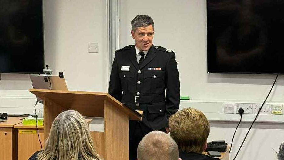 Retiring Cumbria fire chief 'loved being a firefighter' - BBC News