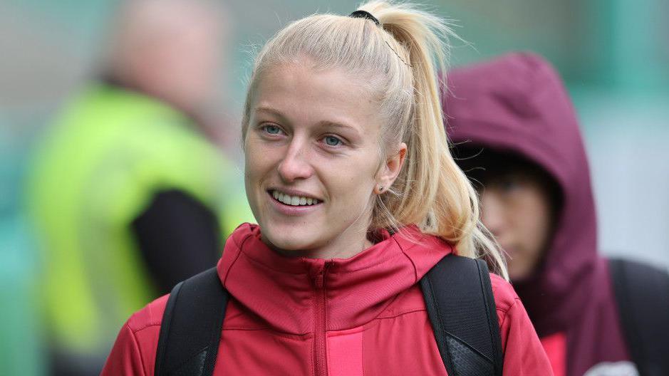 Player of the year Katie Lockwood among 10 Hearts exits - BBC Sport