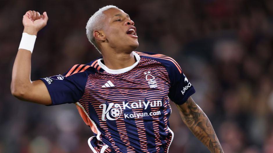 Nottingham Forest: Danilo leaves for Botafogo - BBC Sport