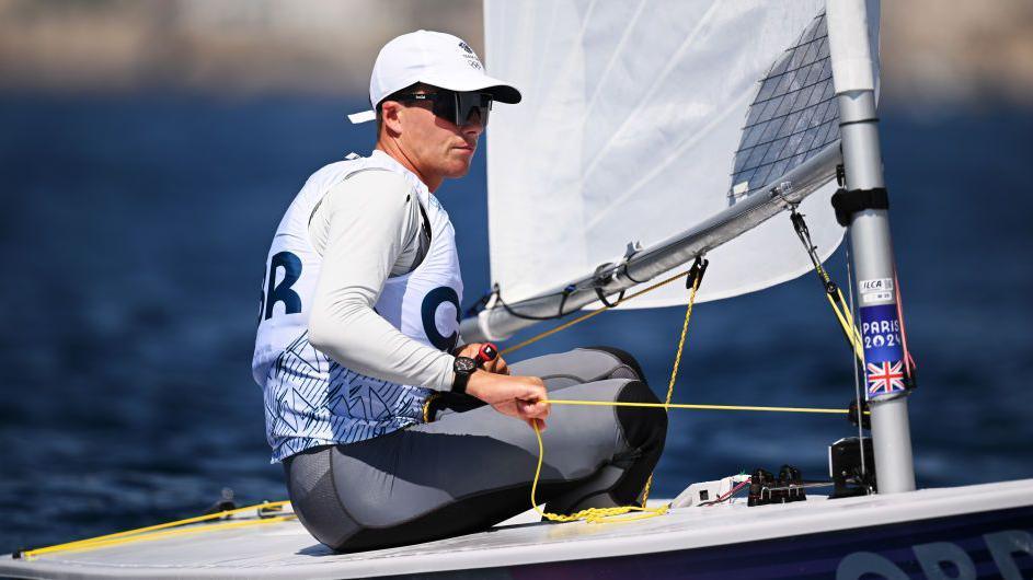 A mixed first day for Micky Beckett in Marseille - BBC Sport