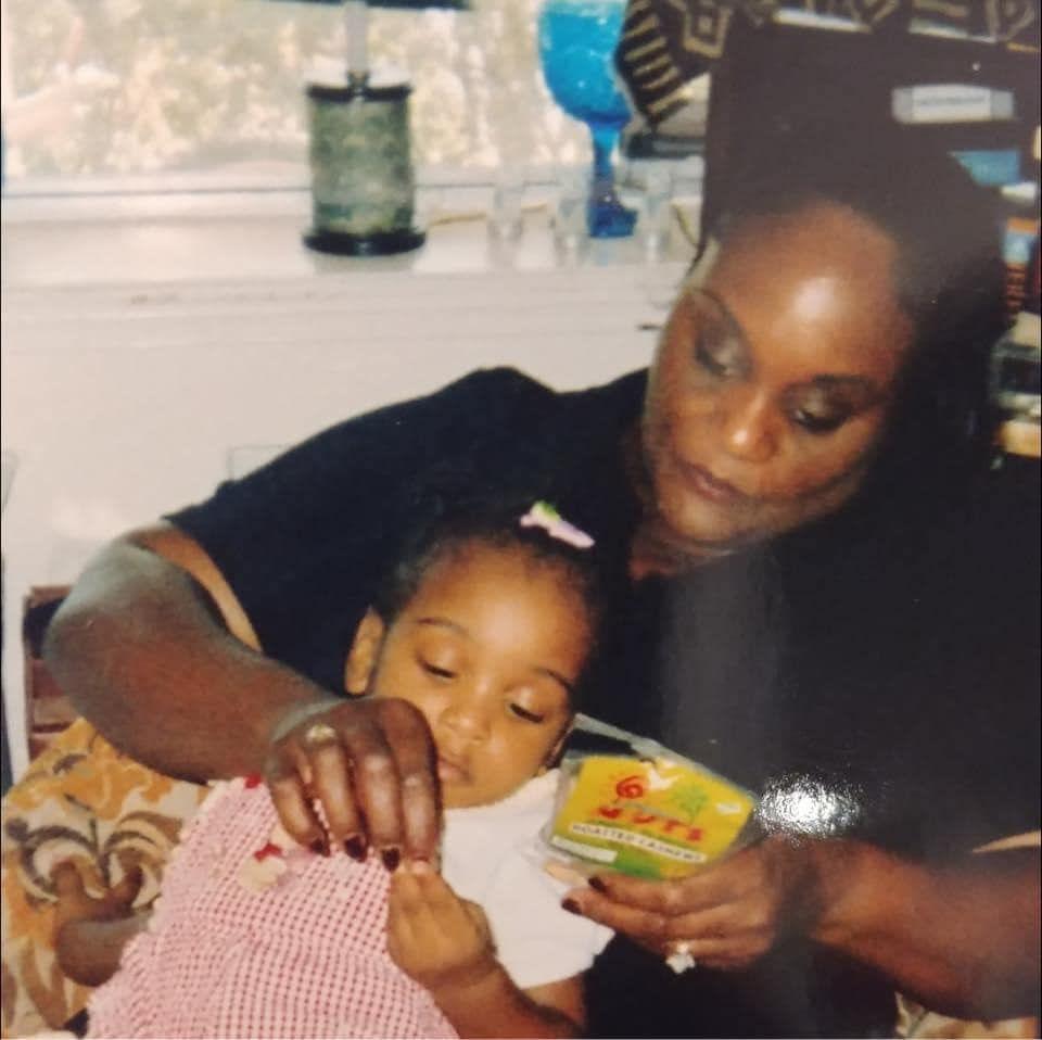 High Energy singer Evelyn Thomas dies, aged 70 - BBC News