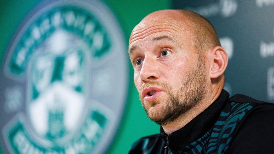 Hibernian: David Gray on recruitment, St Mirren & team news - BBC Sport