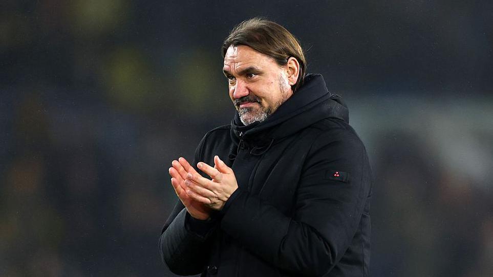 Leeds United news: Don't Go To Bed Just Yet on Daniel Farke - BBC Sport
