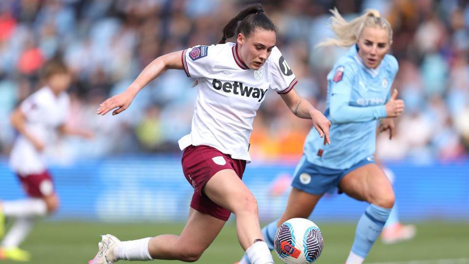 West Ham: Jessica Ziu sustains anterior cruciate ligament injury - BBC ...