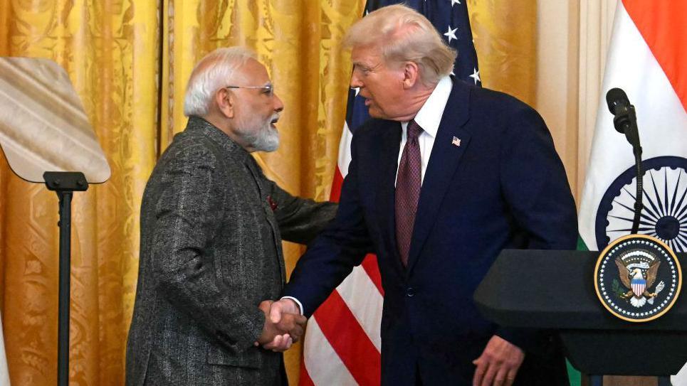 India-US trade deal: Hope and uncertainty as Trump cuts tariffs - BBC News