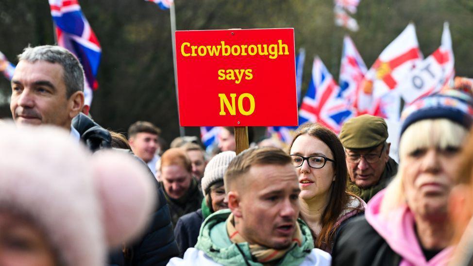 No extra police officers for Crowborough asylum base protests - BBC News