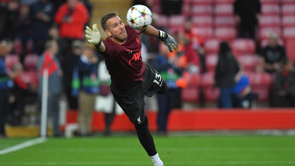 Adrian signs extension at Liverpool - BBC Sport