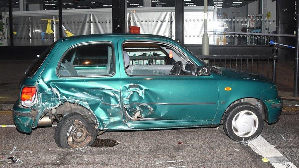 Brighton hit and run driver Gavin Dawes jailed - BBC News