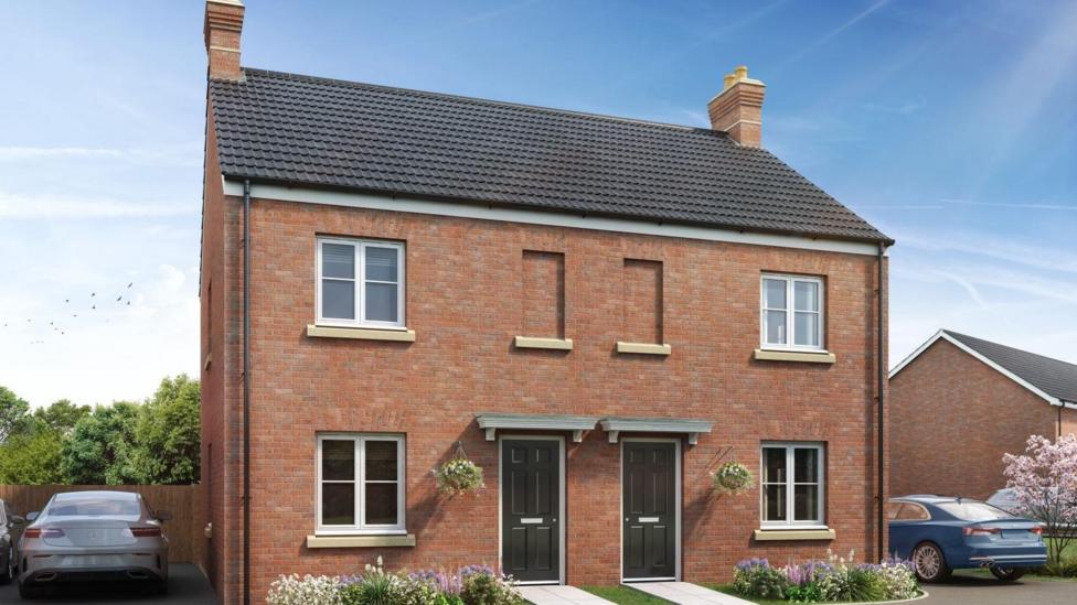 New homes for Fishtoft approved, despite concerns for village - BBC News