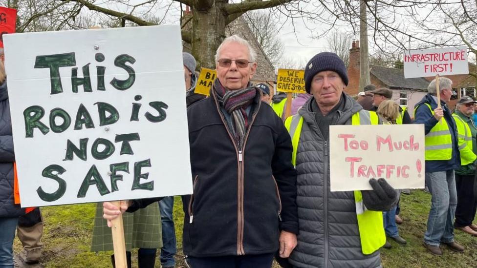 Coltishall village protest over 'dangerous' levels of traffic - BBC News