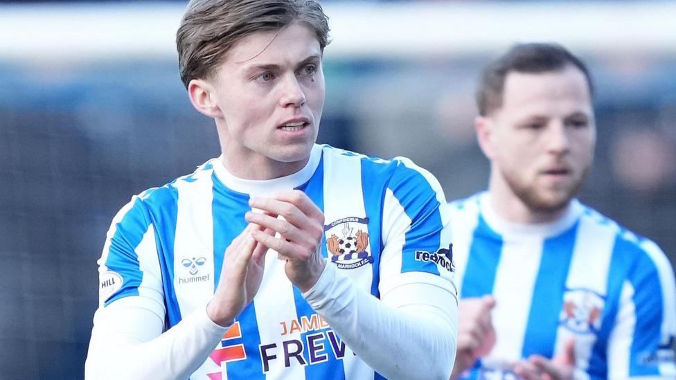 Fraser Murray: Wigan Athletic sign Kilmarnock midfielder - BBC Sport