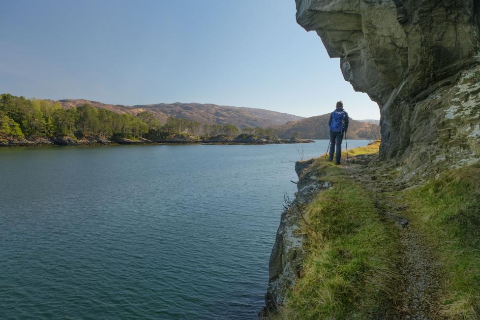 The couple behind Scotland's most popular walking site - BBC News