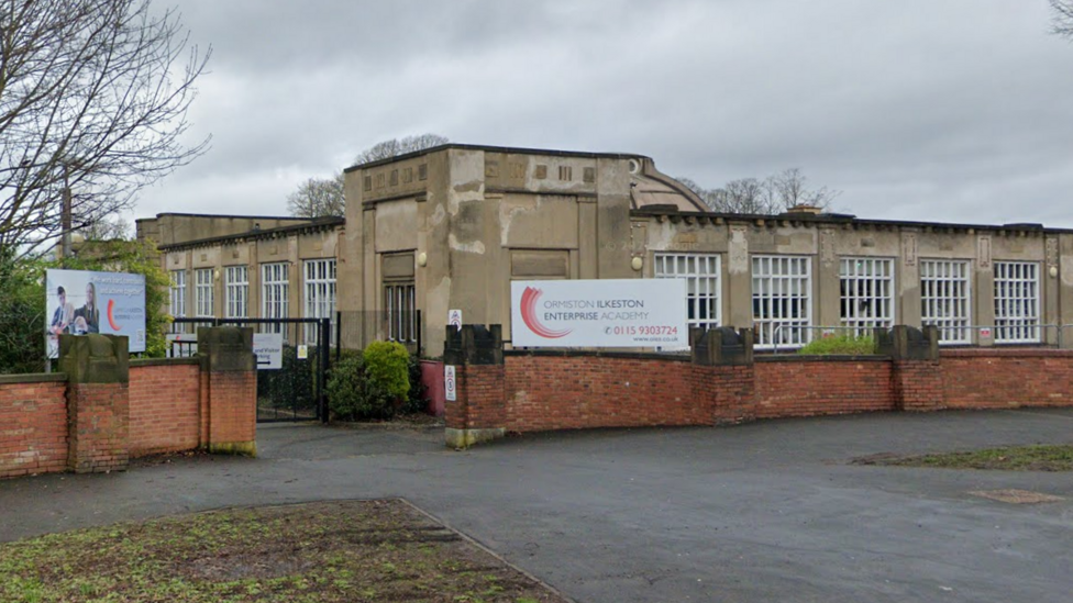 Ilkeston school celebrates first ever Good grade - BBC News