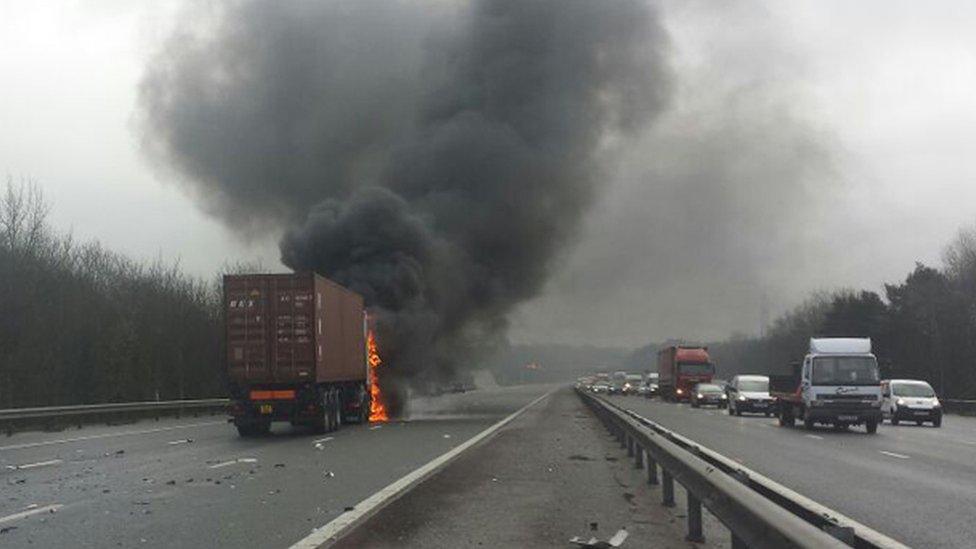Lorry driver jailed after M27 death crash - BBC News