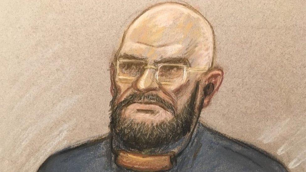 Football coach Bob Higgins 'abused trainees' - BBC News