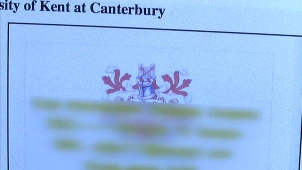 Fake university degree websites shut down - BBC News