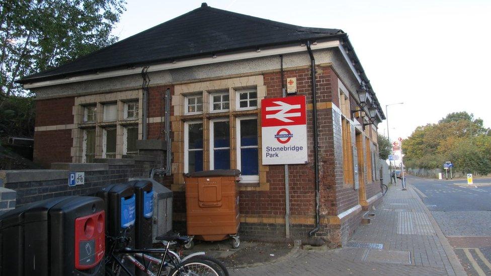 Stonebridge Park: Arrest after death of man hit by vehicle - BBC News