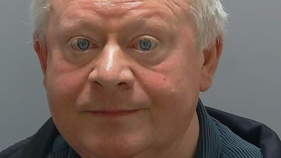 Mark Burgess: Ex-church choirmaster jailed for child sex abuse - BBC News