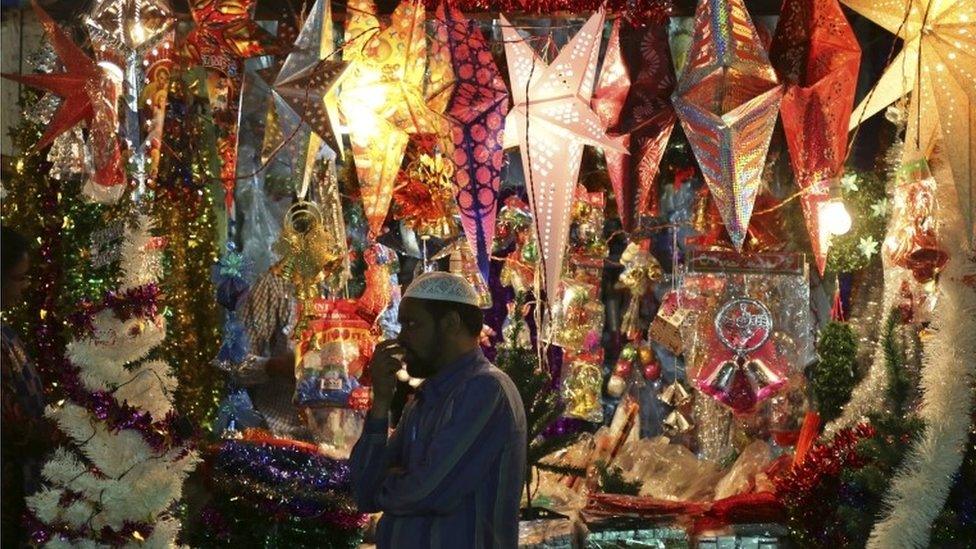 How Indians are celebrating Christmas - BBC News