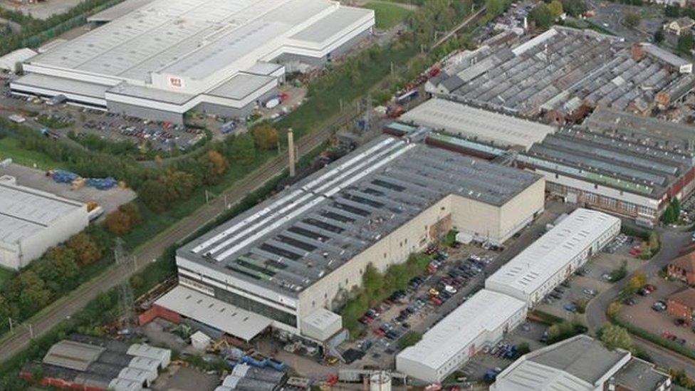 Coventry car parts supplier put in administration - BBC News