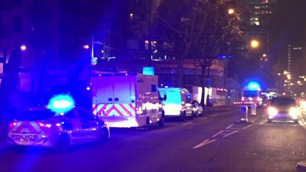 Rave crowd clashes with riot police in Lambeth - BBC News