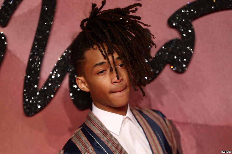 Gigi Hadid wins international model of the year at 2016 Fashion Awards ...