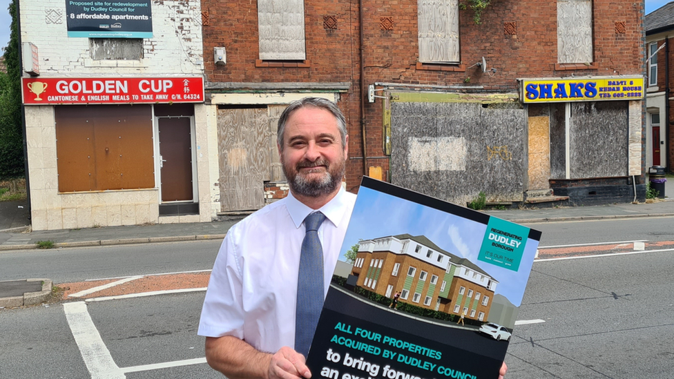 Date set for demolition of 'eyesore' Cradley buildings - BBC News