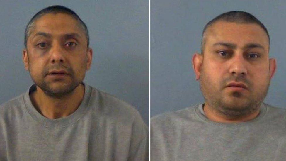 Drug dealers jailed after getting car stuck in trolley bay - BBC News