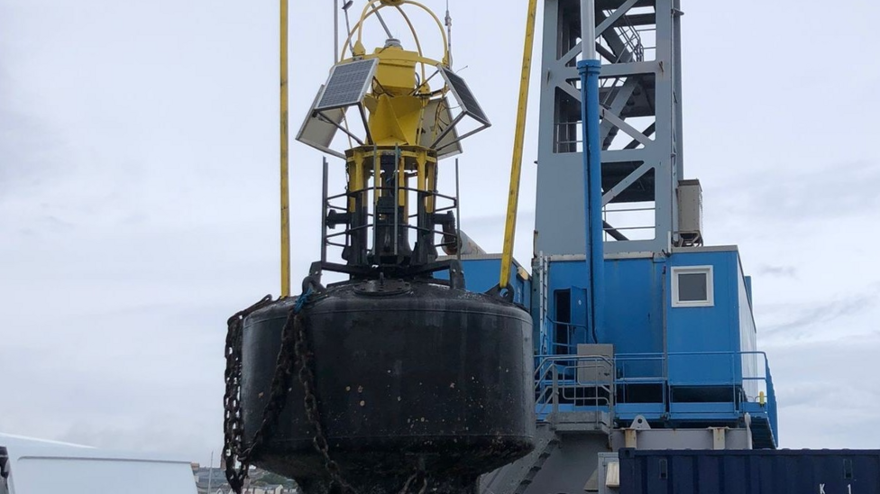 New buoy aims to improve shipping safety off Guernsey - BBC News