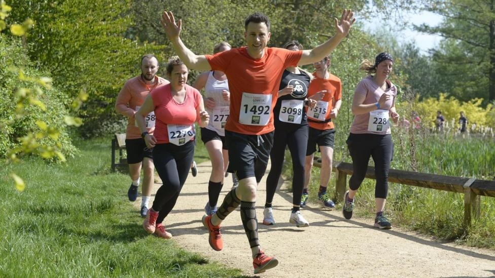 Oxford 10k: Charity veterans to start city's race - BBC News
