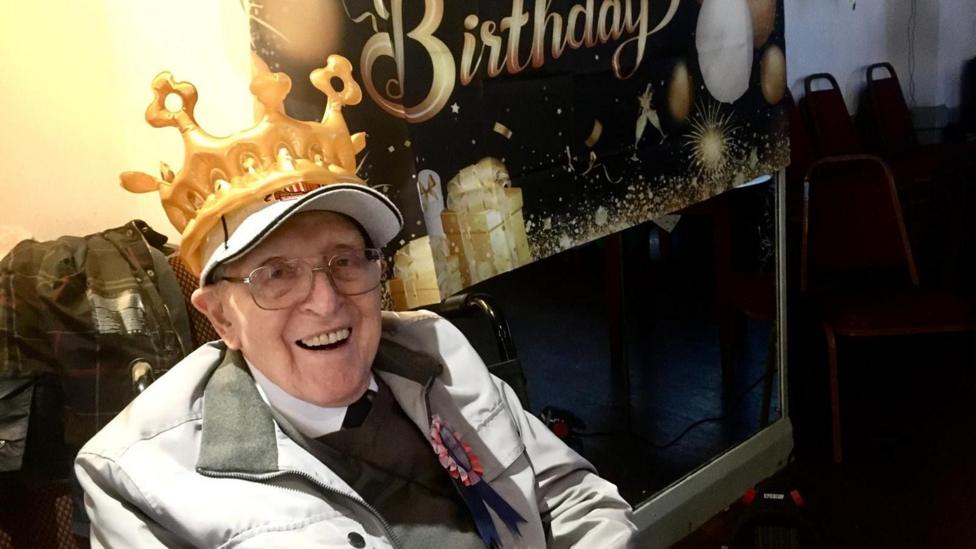 Sunderland: Tributes paid to supporter George Forster - BBC Sport