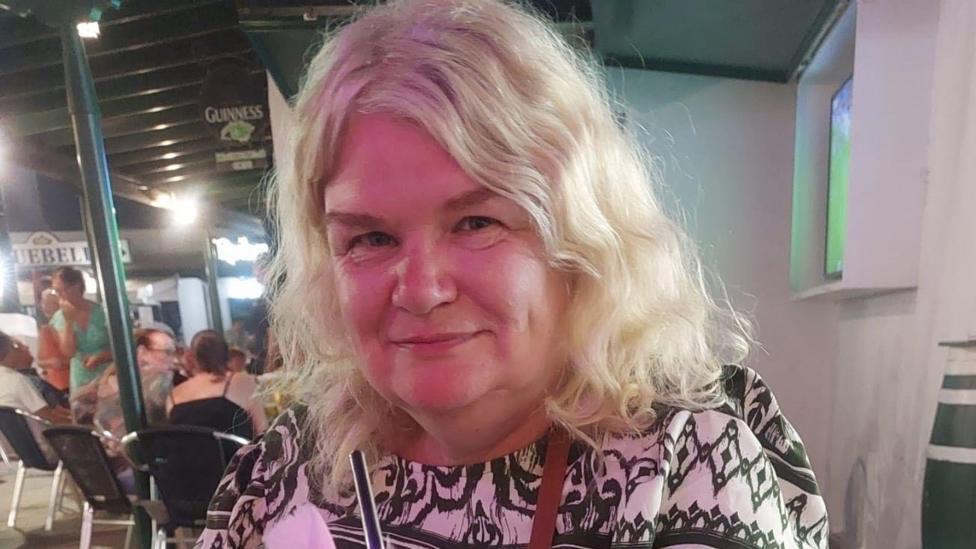 Family plea to put mother's killer in high-security facility - BBC News