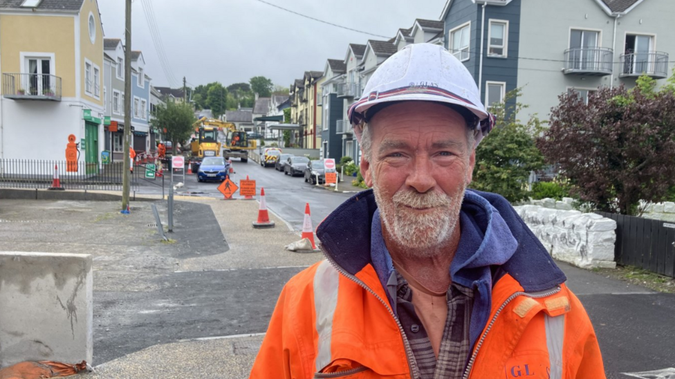 Warrenpoint-Omeath bridge offers 'a second chance' - BBC News