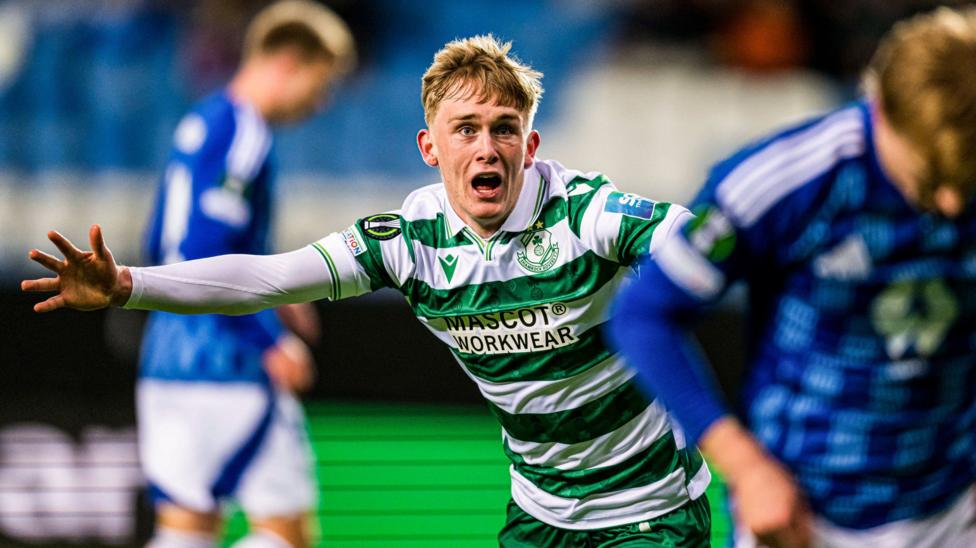 Noonan, 16, makes history with Shamrock Rovers winner - BBC Sport