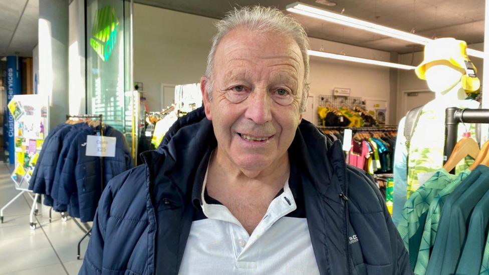 Norwich City fans praise Delia but look forward to change - BBC News