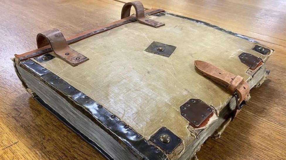 New evidence uncovered in Princes in Tower mystery - BBC News