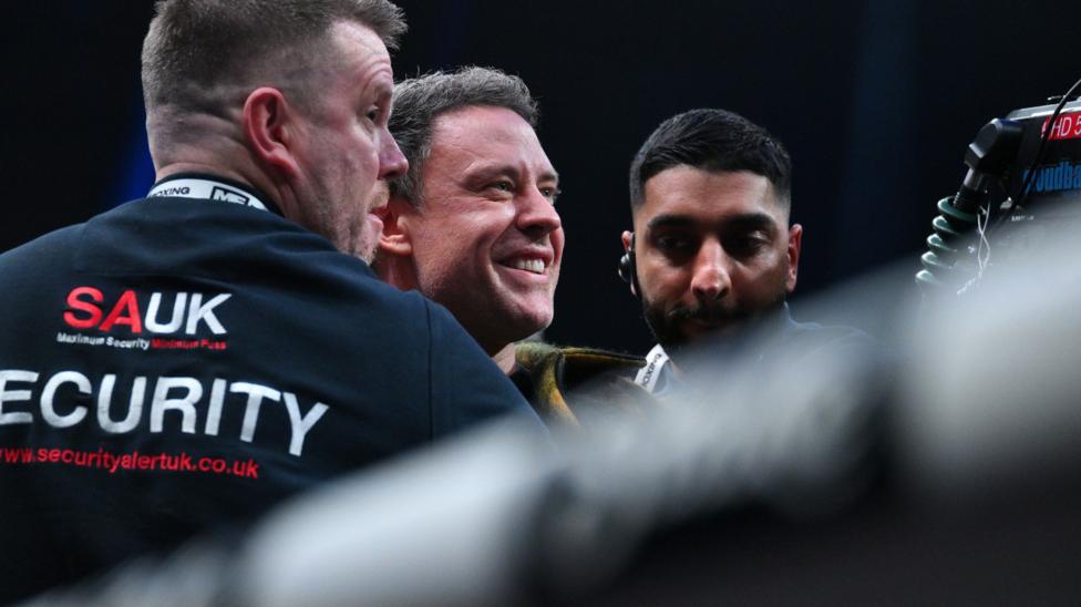 KSI v Wayne Bridge: Ex-England footballer to face YouTuber in boxing ...