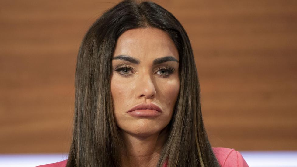 Katie Price: Judge gives former model warning after court no-show - BBC ...