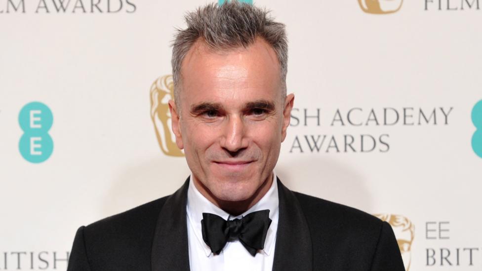 Film star Daniel Day-Lewis retires from acting - BBC News