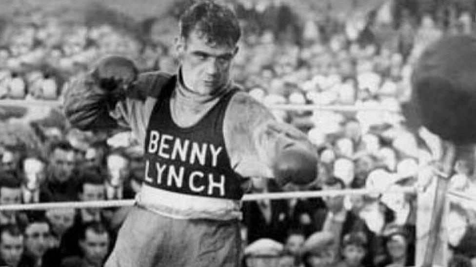 Benny Lynch campaign: Boxer hailed as 'the people's champion' - BBC News