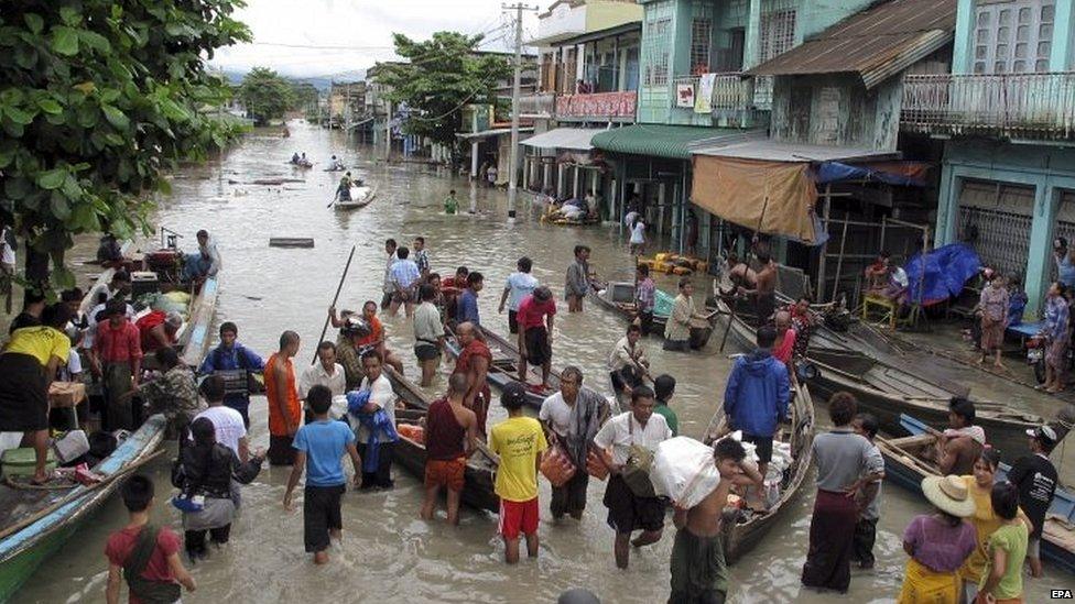 Myanmar floods: UN says death toll 'to rise' - BBC News