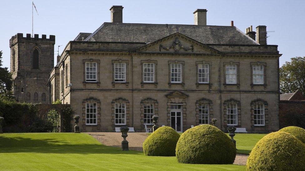 Melbourne Hall handed events licence despite noise concerns - BBC News