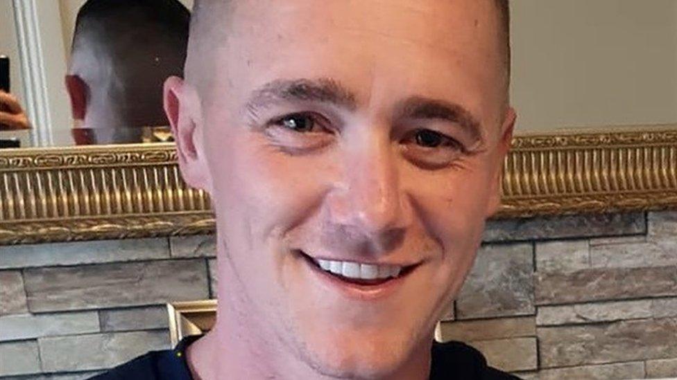 Warren Crossan: Organised crime links to killing 'not ruled out' - BBC News