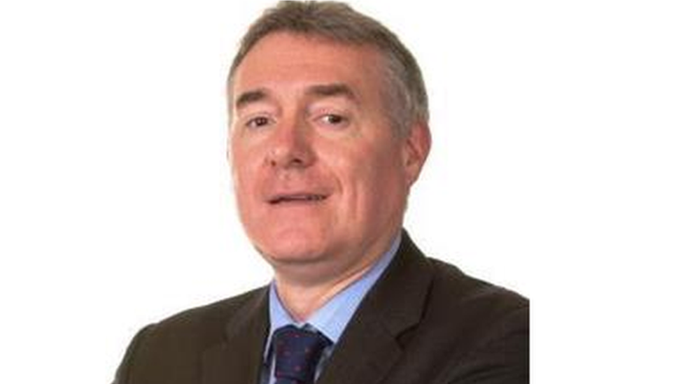 Oxford NHS hospital IT boss who lied about degree sentenced - BBC News